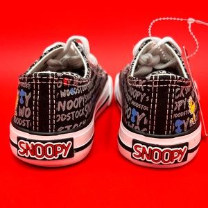 Peanuts | Shoes | New Kids Peanuts Snoopy Unisex Canvas Lace Up Shoes ...